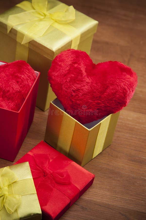 Beautiful Heart in Box, Rose and Violin! Stock Image - Image of string ...
