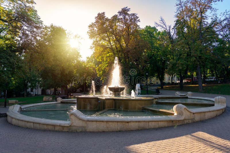 Beautiful Huge Fountain on the Saint Stephen Square with Sunshine in ...