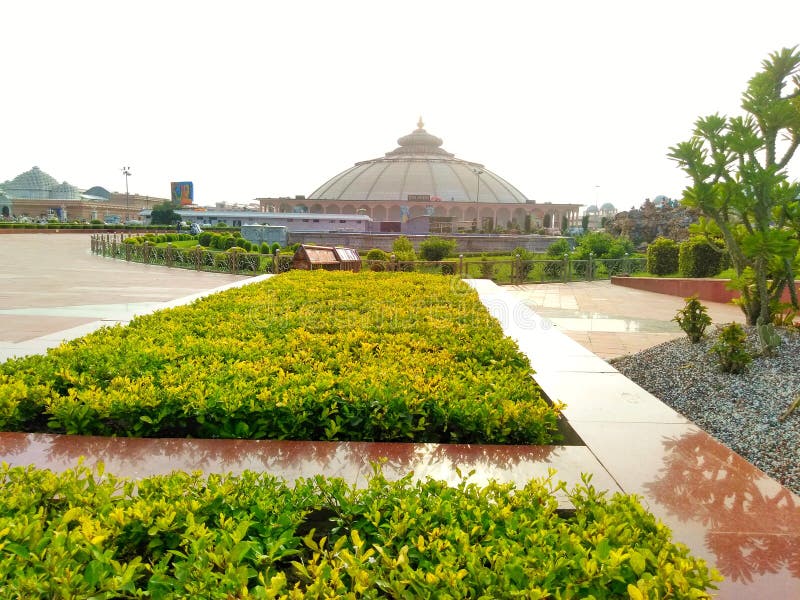 Beautiful Indian Park and Building Editorial Stock Photo - Image of ...