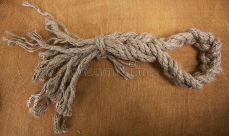 Knot with Sturdy Rope To Remember the Commitments Stock Image - Image ...