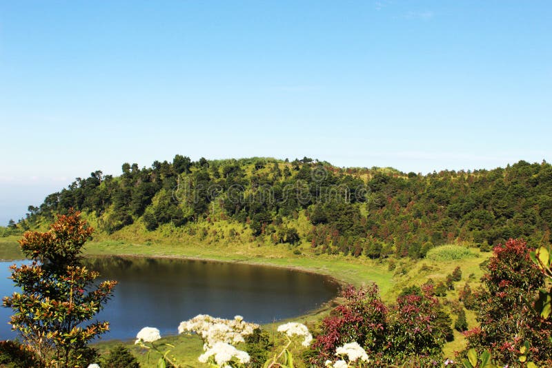 Beautiful Lake with Blue Sky, Colorful Landscape View, in Dieng Plateau ...