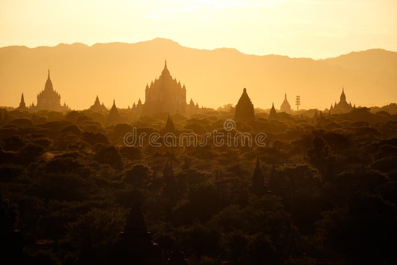 Beautiful Landscape View with Ancient Temples at Bagan, Myanmar Stock ...