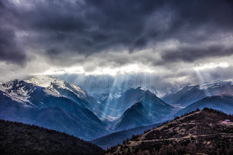 Baima Snow Mountain stock image. Image of snow, mountain - 35497479