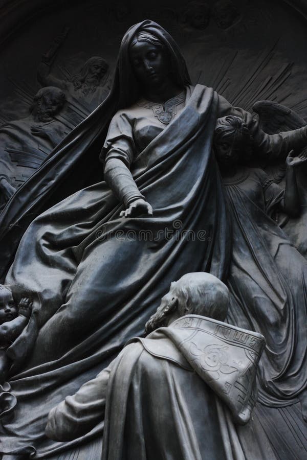 Beautiful View Marble Statue in the Necropolis Editorial Image - Image ...