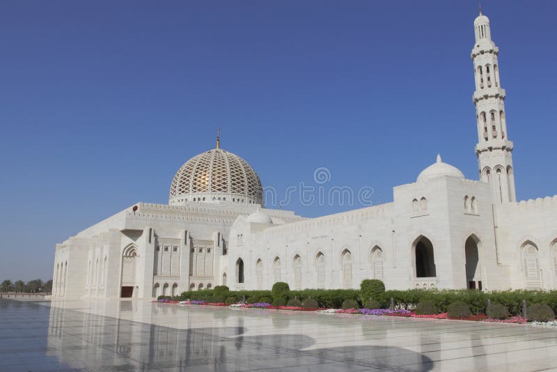 Beautiful mosque stock image. Image of devotion, muslim - 15543205