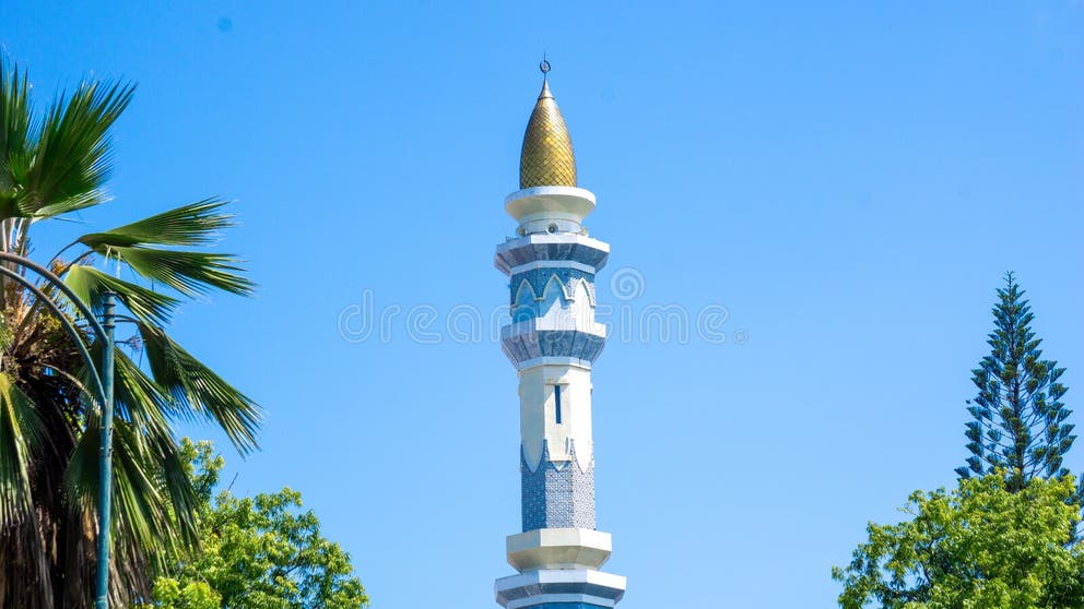 Beautiful Mosque Minaret with Blue Sky Background Editorial Photography ...