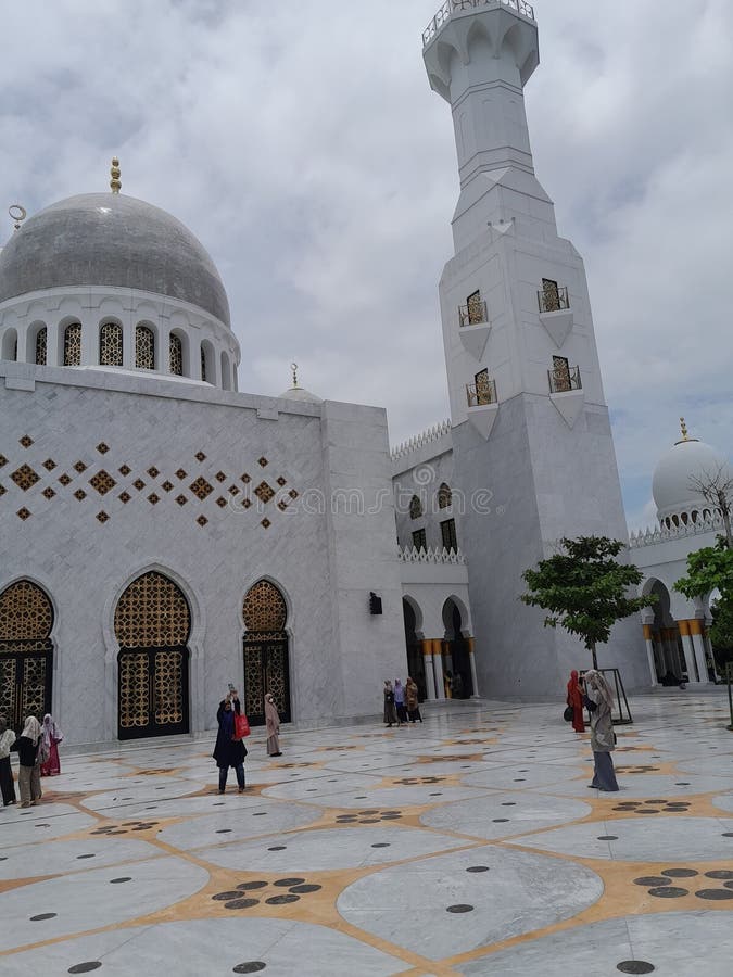 Beautiful Mosque in Surakarta Editorial Photo - Image of beautiful ...