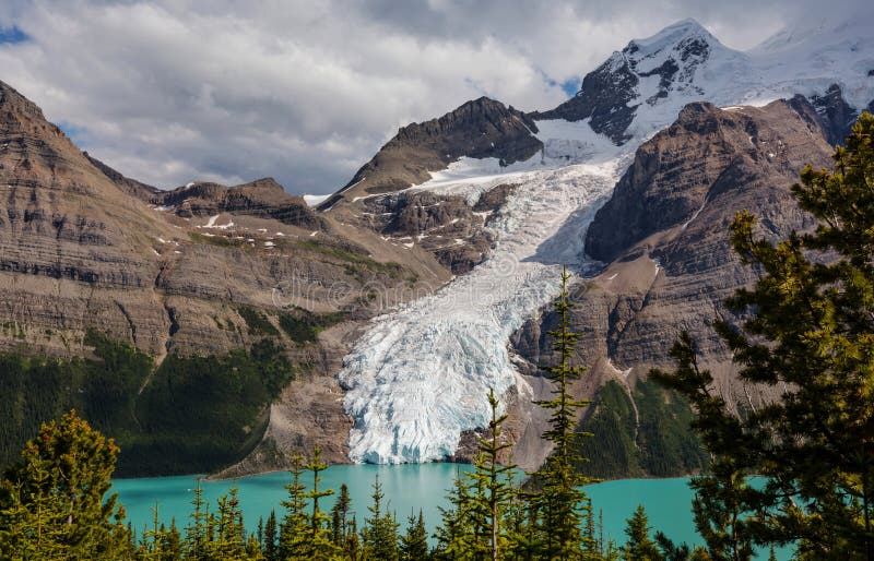 Mt Robson stock photo. Image of famous, high, hiking - 190508276