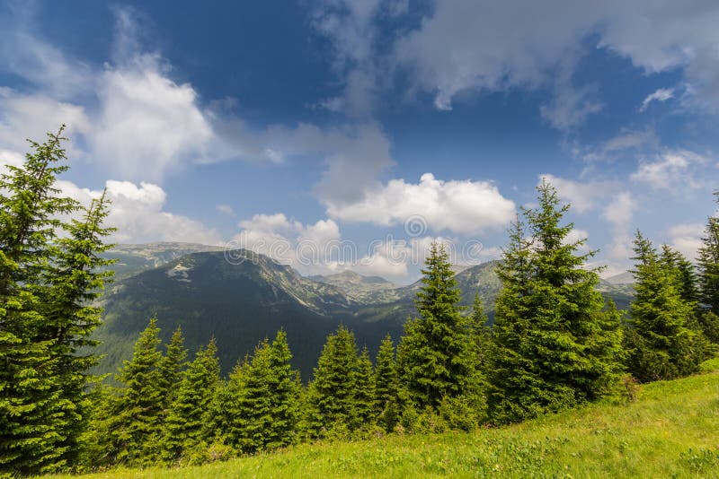 Beautiful Mountain Scenery in the Transylvanian Alps Stock Photo ...