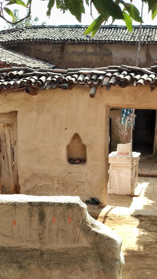 Beautiful Mud House in Jharkhand , India Stock Image - Image of ruins ...