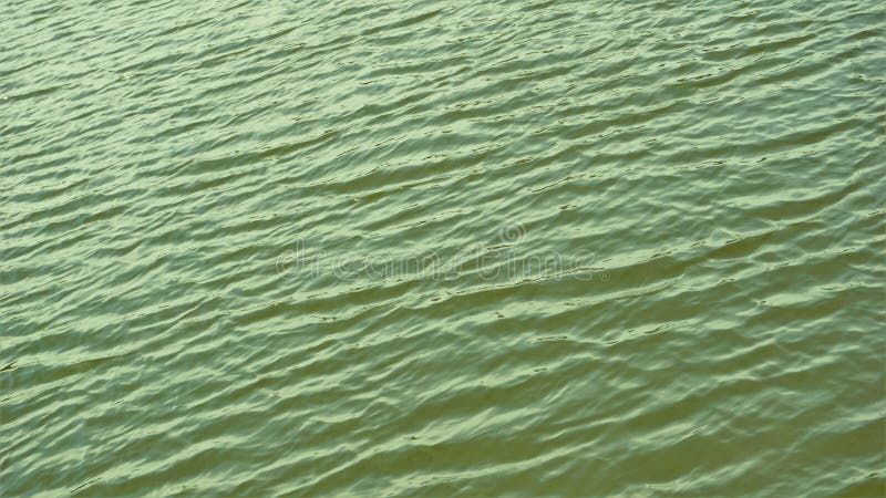 Beautiful Natural Wave Pattern of Water with Reflection of Bright Sun ...