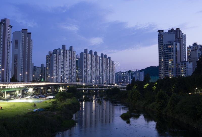 Night View of Yeongjong Bridge in Incheon, Korea Stock Image - Image of ...