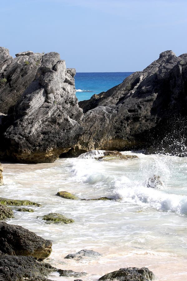 Beautiful ocean, rocks stock image. Image of swim, relax - 1011861