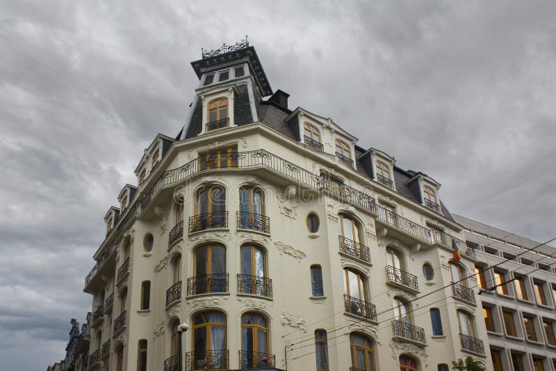 Beautiful Old House in Brussels Stock Image - Image of sightseeing ...
