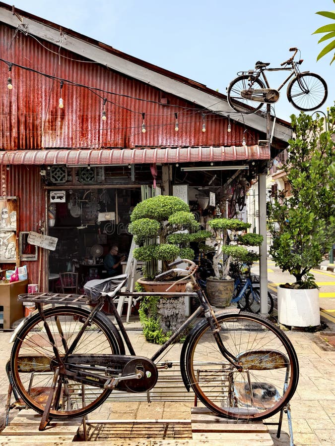 Beautiful Old Shops and Stores, Georgetown, Malaysia. Editorial Photo ...