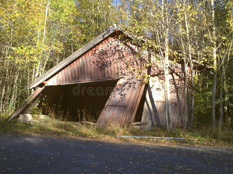 Old Collapsed Barn in the Forest Stock Image - Image of barn, beauty ...
