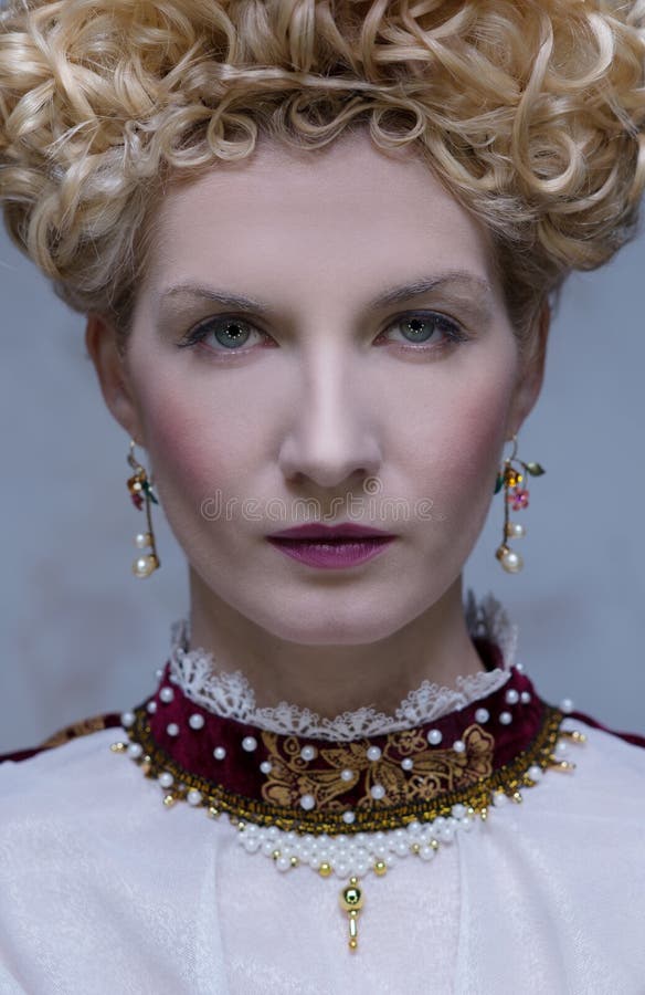 Beautiful queen stock image. Image of clothes, aristocratic - 31920243