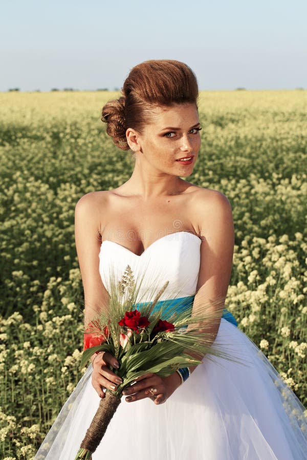 Beautiful Redheaded Bride Portrait Stock Photo - Image of bride ...