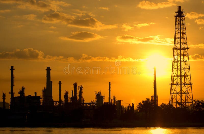Oil refinery plant against stock photo. Image of production - 41081922