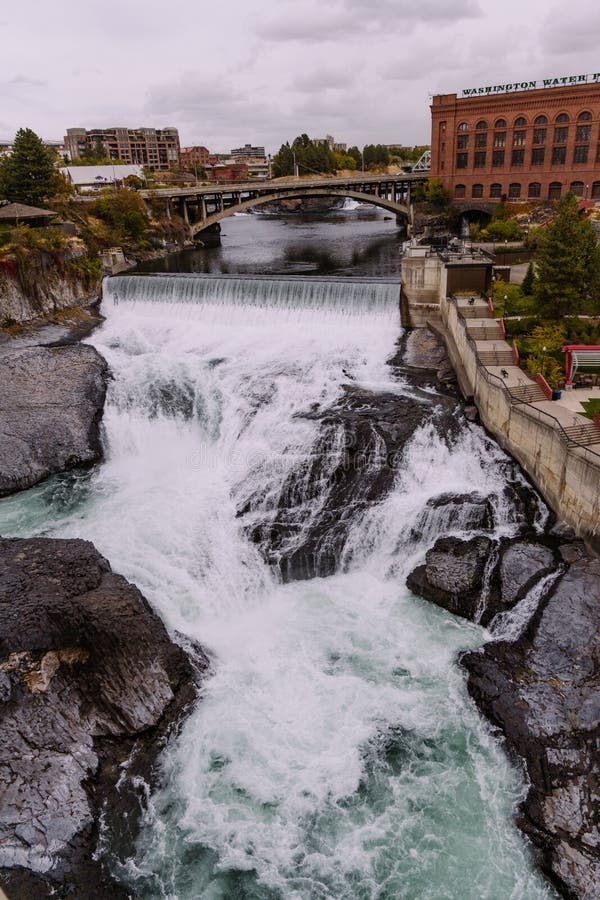 River running under bridge stock image. Image of river - 56961059