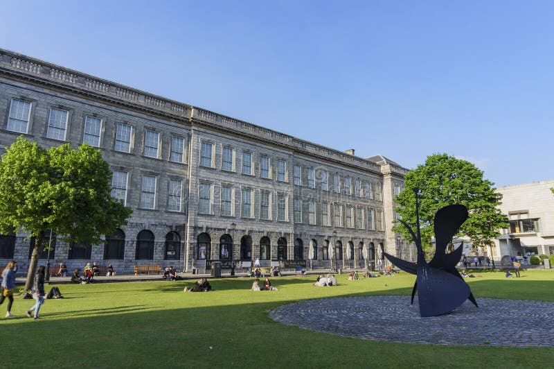 Beautiful Scene of Trinity College Editorial Photo - Image of dublin ...