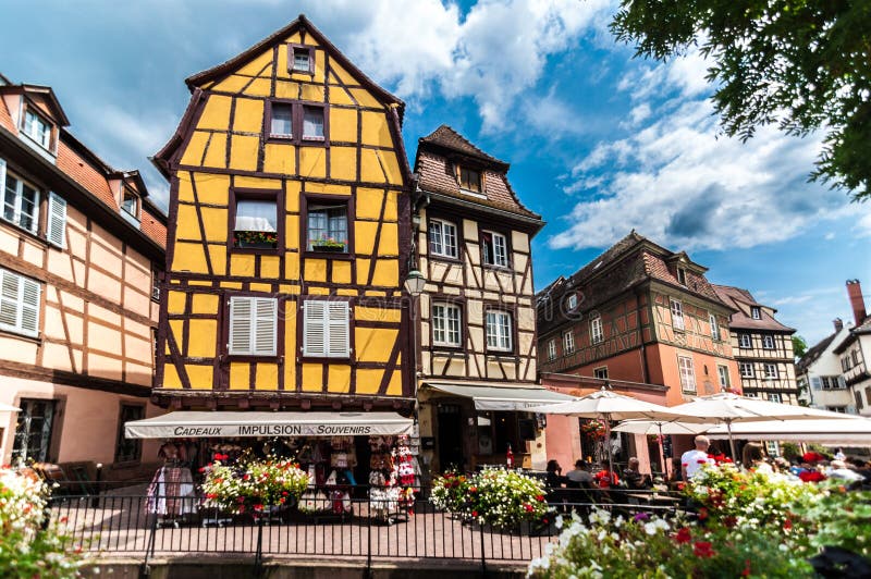 Beautiful Scenery of Architecture and Greenery of the Streets of Italy ...