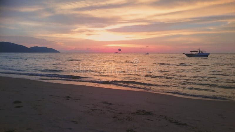 Beautiful Scenery Beach Ocean Stock Image - Image of shore, scenery ...