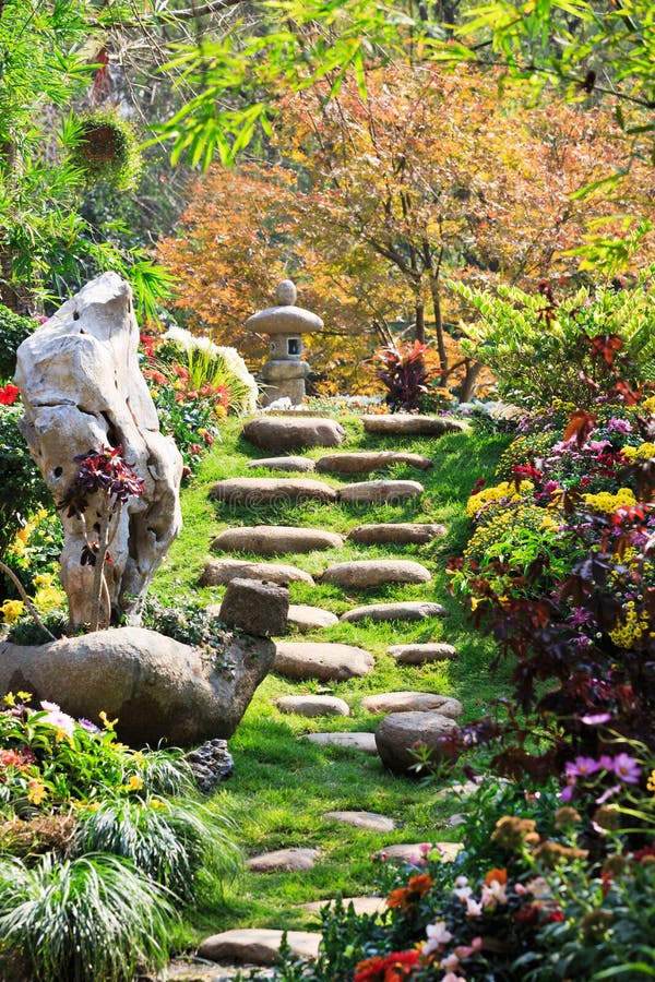 Beautiful Scenery in the Park Stock Photo - Image of hangzhou, closeup ...