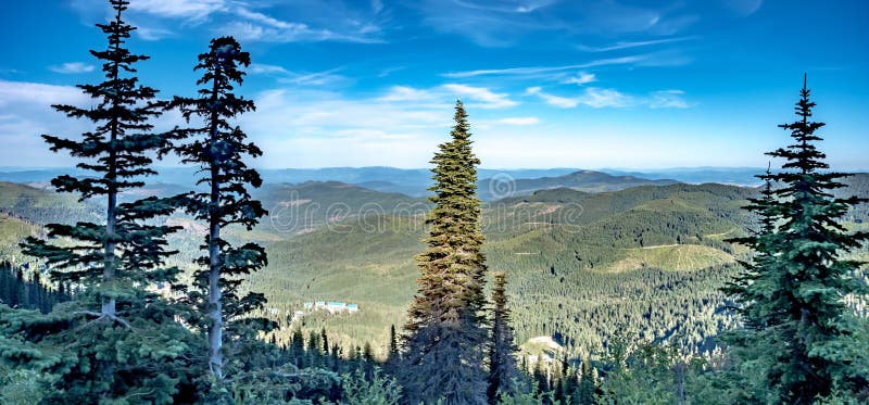 Beautiful Scenic Nature Views at Spokane Mountain in Washington State ...