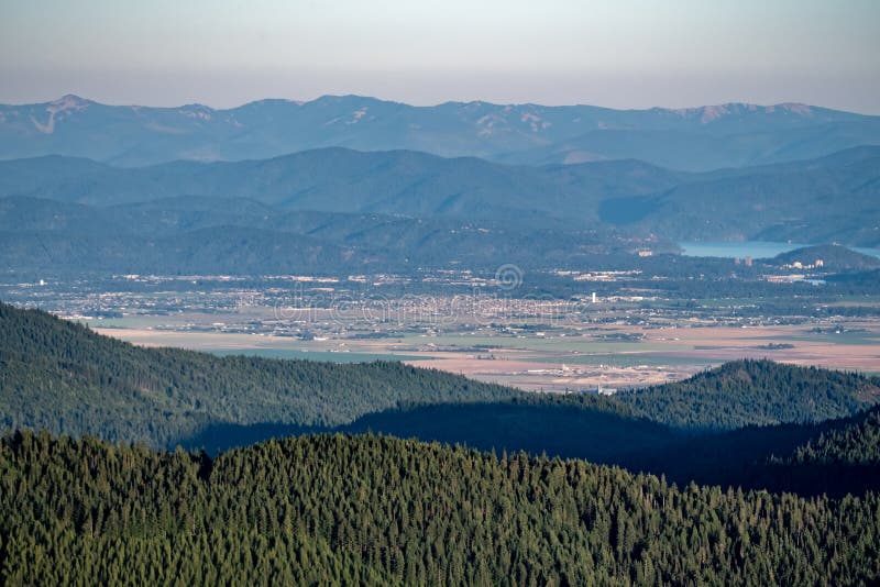 Beautiful Scenic Nature Views at Spokane Mountain in Washington State ...