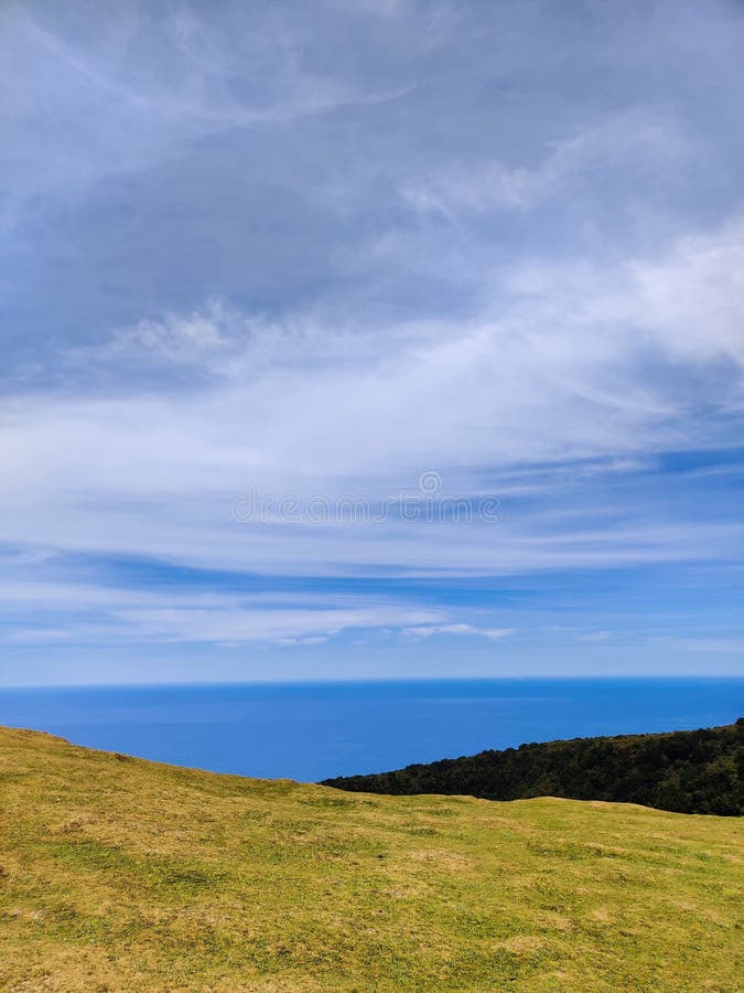 A Beautiful Seascape Divided by the Horizon of Heaven and Earth Stock ...