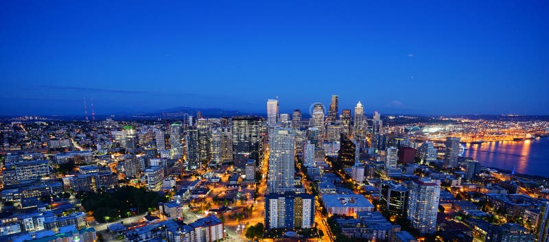 Seattle sun set editorial stock photo. Image of attraction - 117594363