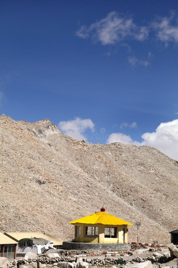 A Beautiful Shelter at Chang La (Pass) Stock Image - Image of fault ...