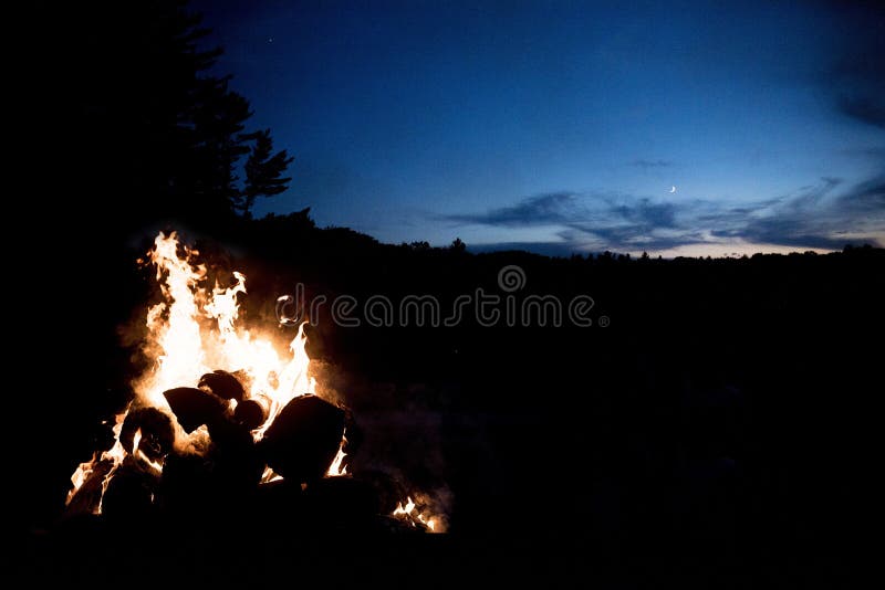 Campfire Light In Dark Night Time Stock Photo - Image of campfire ...