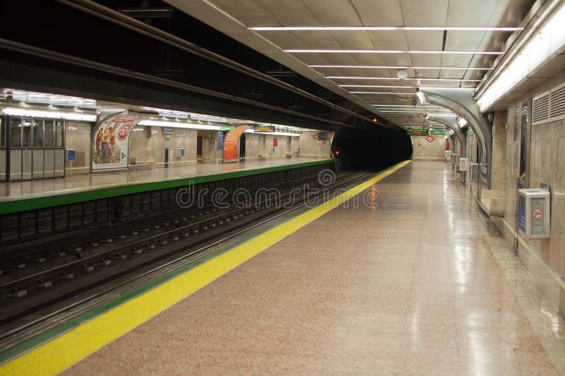 Beautiful Shot of an Empty Subway Station Editorial Stock Image - Image ...