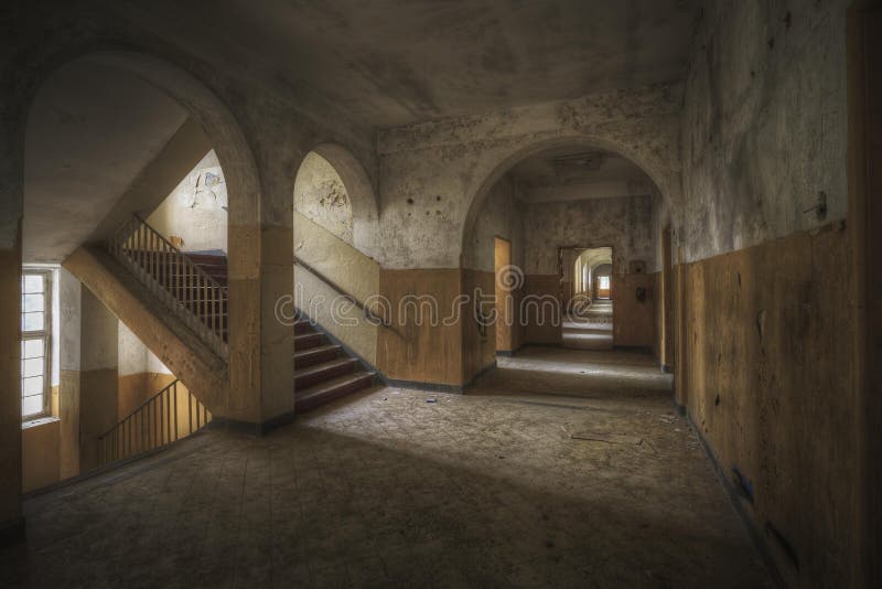 Hallway in an Old Building with Peeling Plaster on the Walls Stock ...