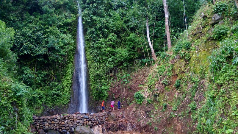 A Beautiful, Simple and Simple Waterfall in the Mountains that are ...