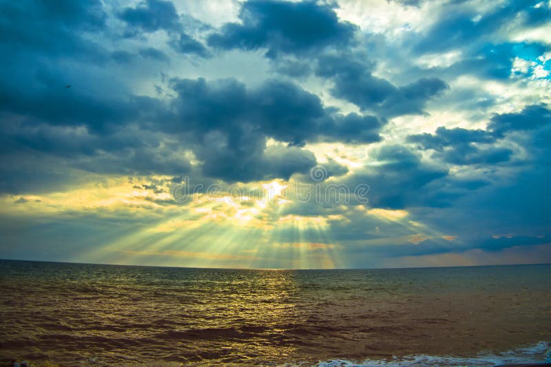 Beautiful Skay Blue and Yellow Rays Stock Photo - Image of ssea, skay ...