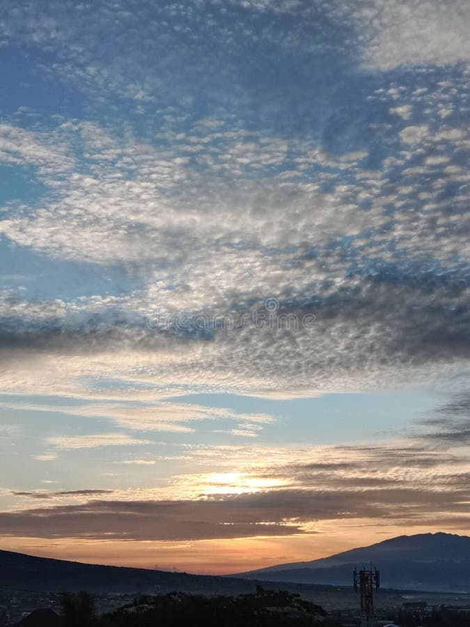 Beautiful Sky, Morning View, Sunrise Glow, Calm Morning Stock Photo - Image of calm, glow: 421509434