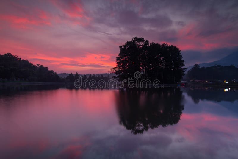 Beautiful Sky and Reflection on the Lake Stock Image - Image of ...
