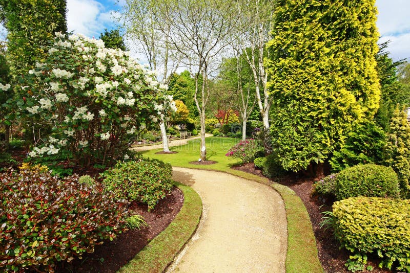 Beautiful spring garden stock photo. Image of landscape - 31335894