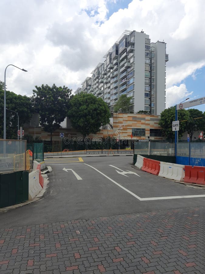 Beautiful State and Public Houses Built by Singapore Housing Board ...