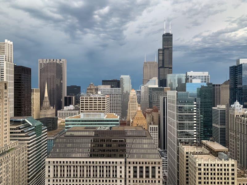 Beautiful Storm Rolling in Over Skyscrapers of Chicago Loop Editorial ...
