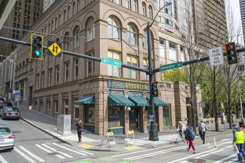 Beautiful Street Corner in Seattle - SEATTLE / WASHINGTON - APRIL 11 ...