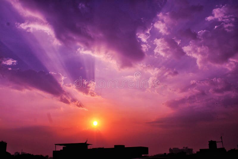 A Beautiful Sunrise with Rays Stock Photo - Image of sunlight, colurf ...