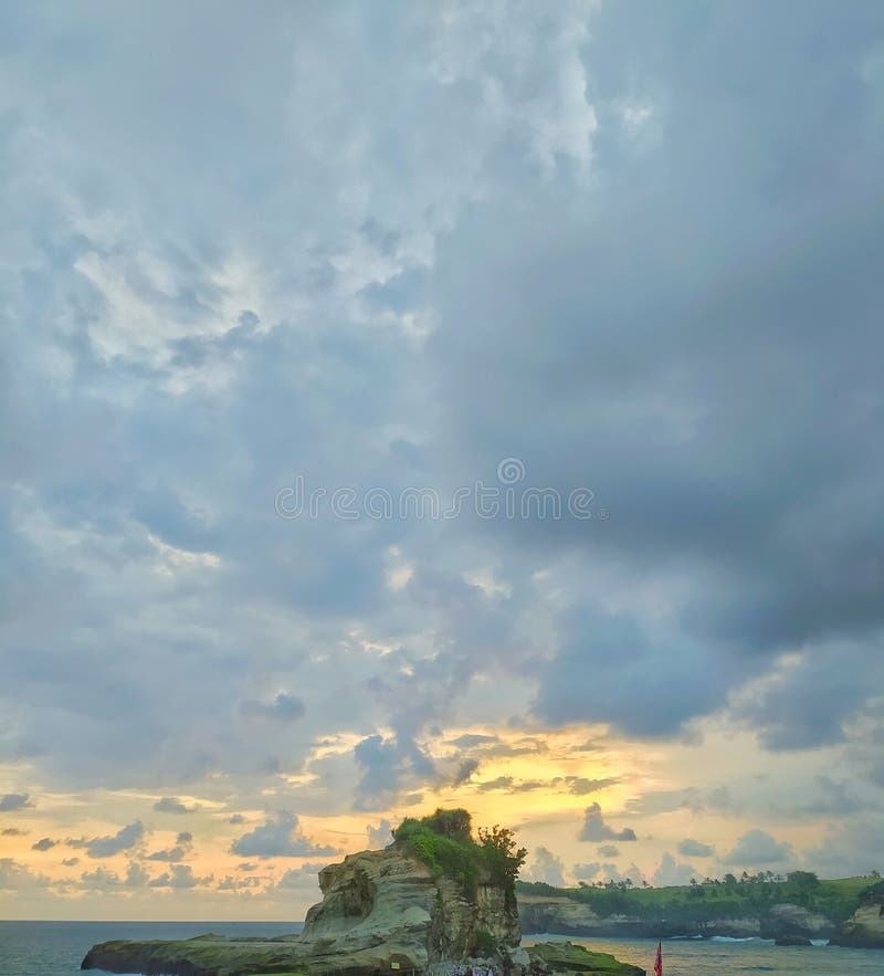 Beautiful Sunrise View on the Cliffy Beach ,14 April 2024 Eat Java ...