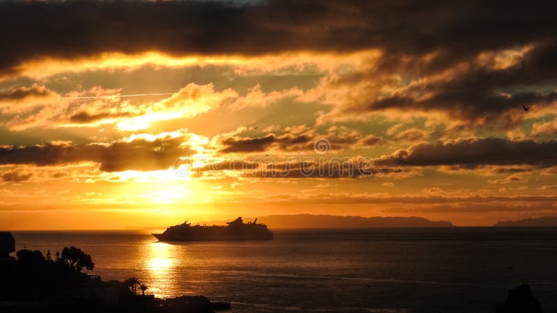 Beautiful Sunrises and Sunsets Stock Image - Image of sunlight ...