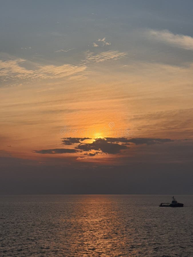 Beautiful Sunset in Arabian Gulf Stock Photo - Image of floor, flame ...