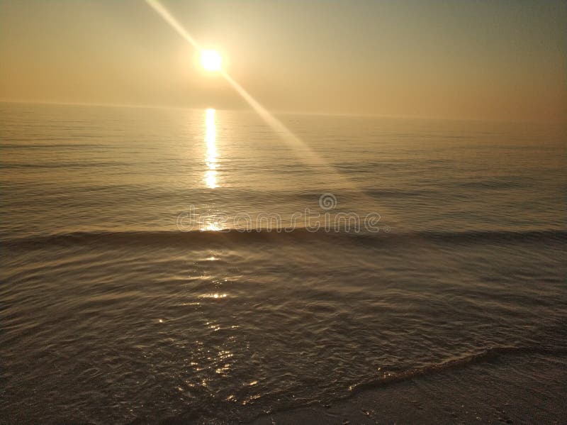 Sunset sea stock image. Image of sunset, streaks, light - 127105523