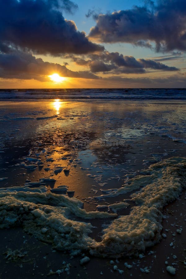 Beautiful Sunset in the Ocean Stock Photo - Image of shore, shapes ...